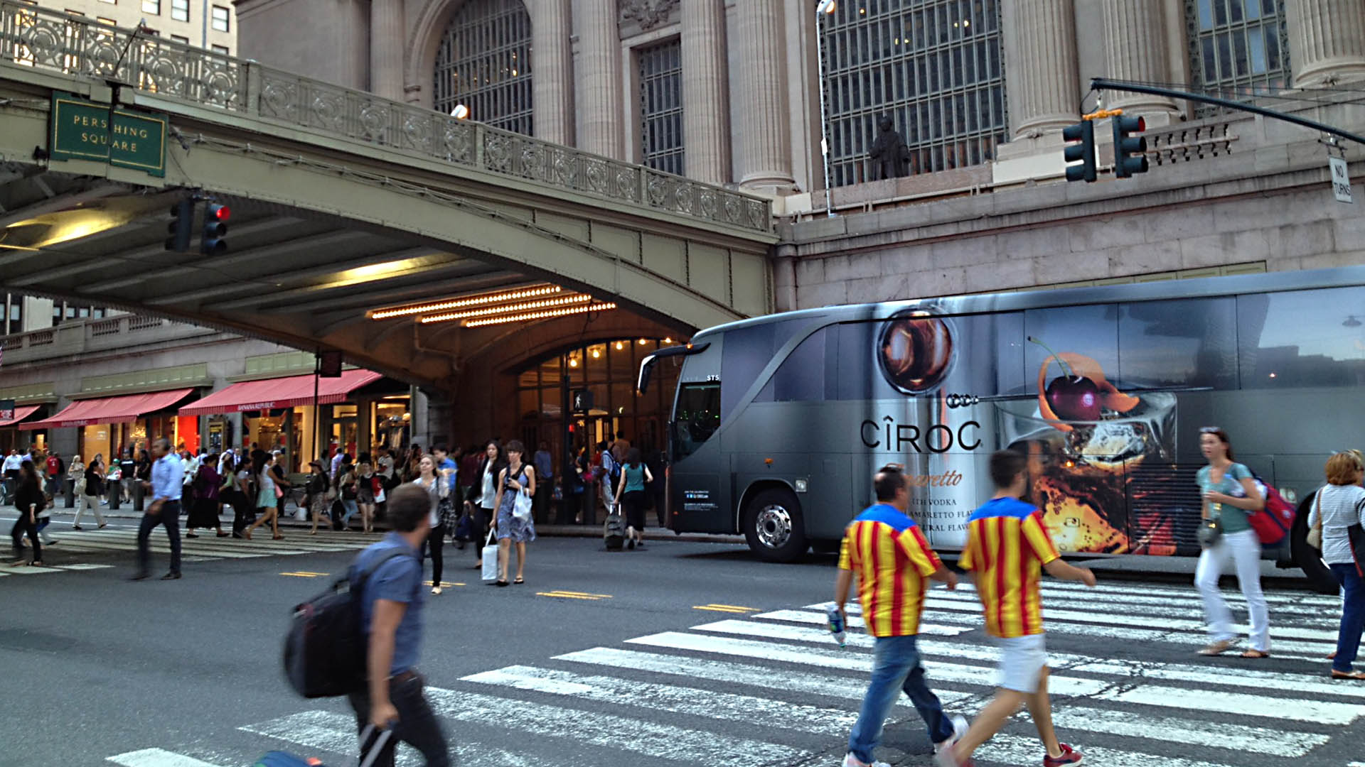 AutoBus Media - Bus Advertising Programs Available in the Top 25 Markets